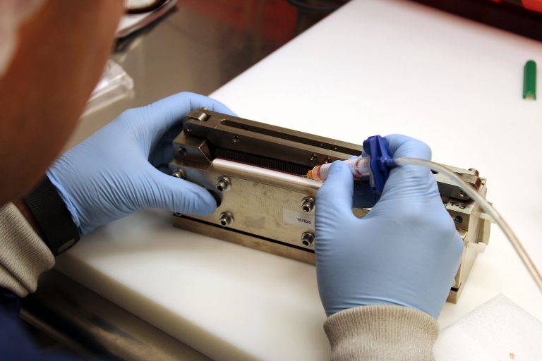 Cleanroom Assembly Services | Reich Tool & Design, Inc.